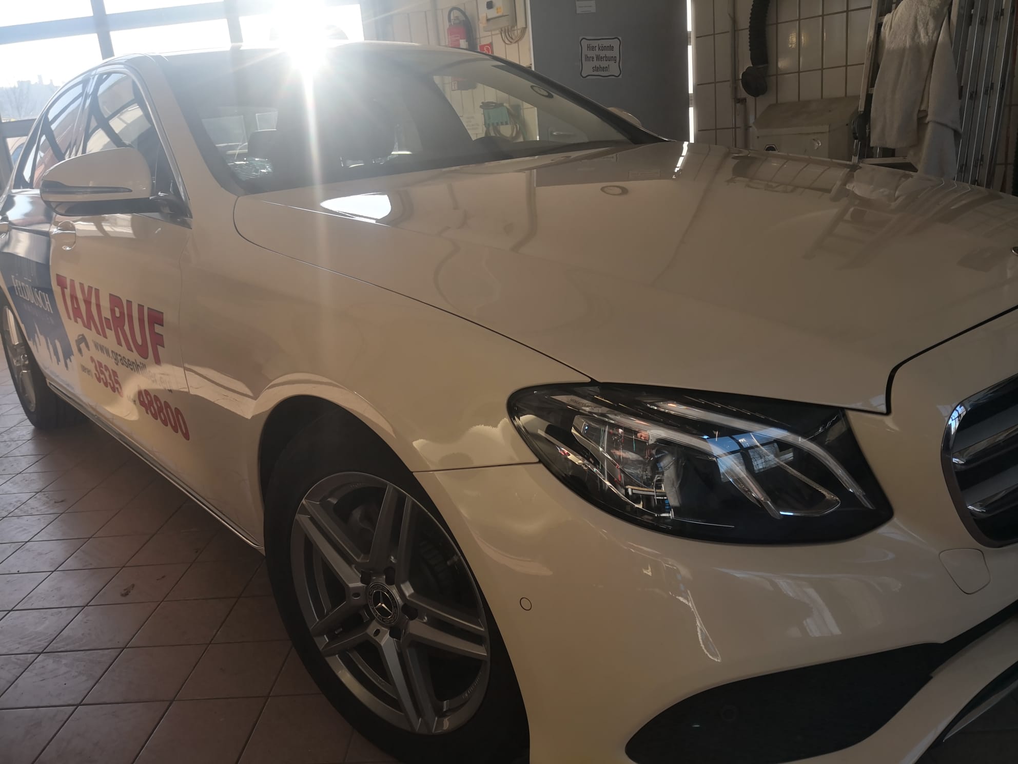 Taxi-Ruf Grasenhiller Neumarkt - (09181) 3535 oder 48800